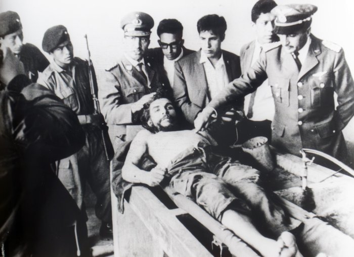Freddy Alborta - “The dead Che Guevara on display”, 1967 | Barnebys