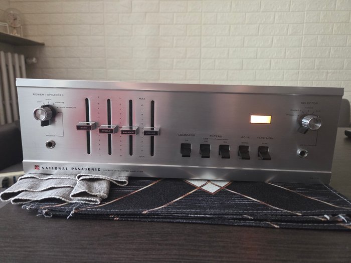 National Panasonic - SA-73 Solid state integrated amplifier | Barnebys