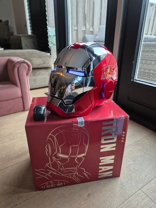 Marvel: Iron Man - Mark V Mk5 Helmet with LED - newest... | Barnebys