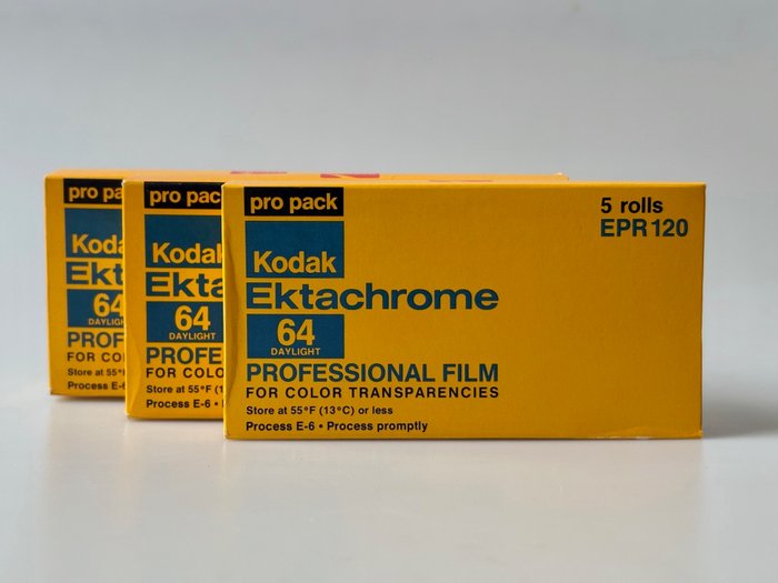 Kodak 15x 120 rolfilm Ektachrome EPR 64 daylight - exp. 5/1985 | Unused ...