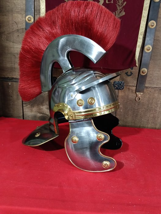 Italy - Army/Infantry - Military helmet - Elmo, Roman legionary | Barnebys