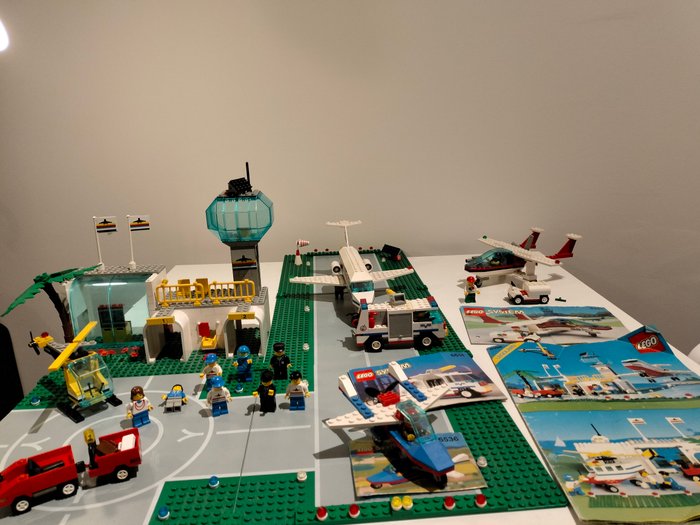 LEGO Set - Classic - International jetport 6396-1 Gas N'... | Barnebys