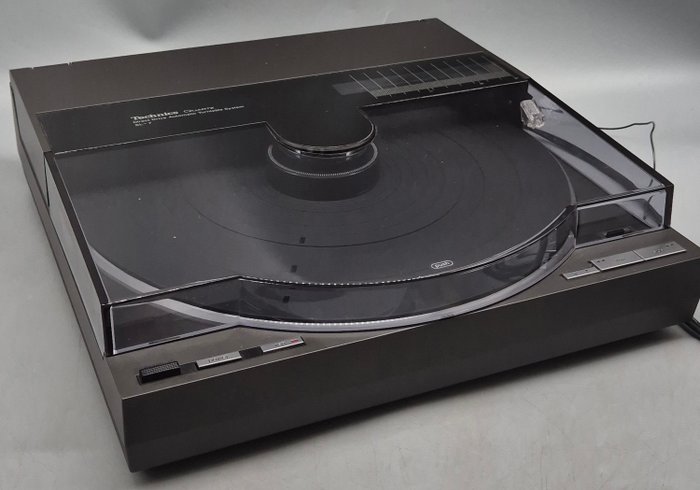 Technics - SL-7 turntable – direct drive, quartz, functional Turntable ...