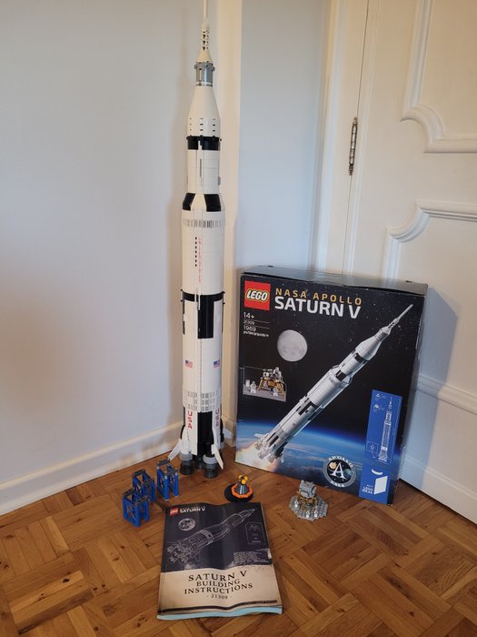 LEGO Set - 21309 - Ideas (CUUSOO) - NASA Apollo Saturn V | Barnebys