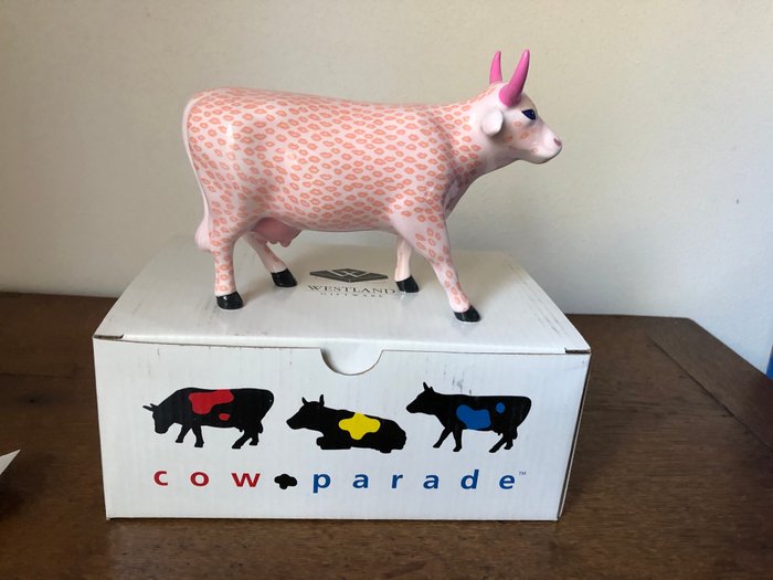 Figurine - Cow Parade. Cowparade. SMooch. - Ceramic | Barnebys