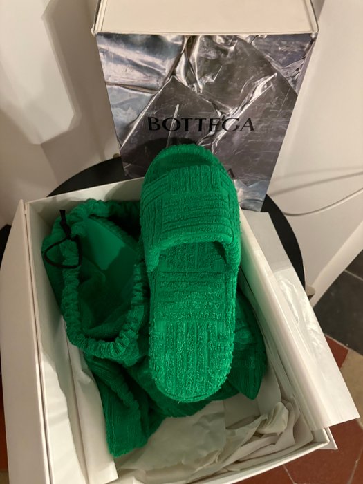 2006 Dom Pérignon, P2 - Champagne Brut - 1 Bottle (0.75L) | Barnebys