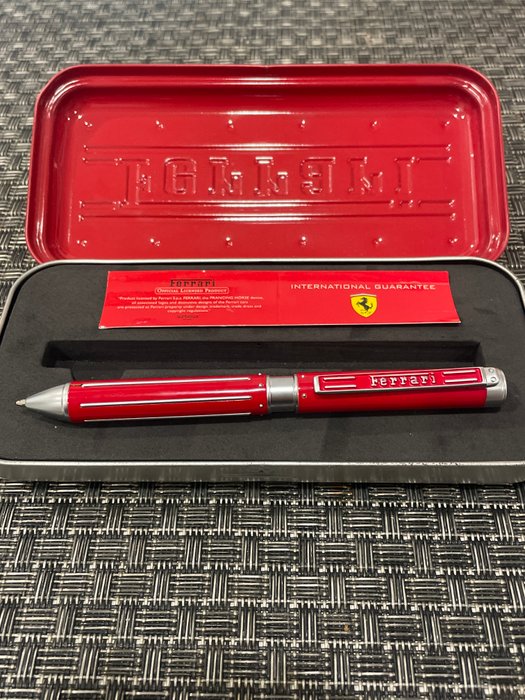 Ballpoint pen - Ferrari - Museum - Official product AQ7294BS by Artena ...