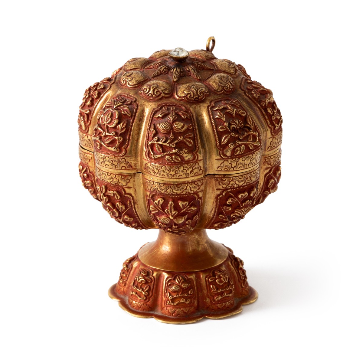 #612 | Betel nut box / betel box, Cambodia early 20th century, gold ...
