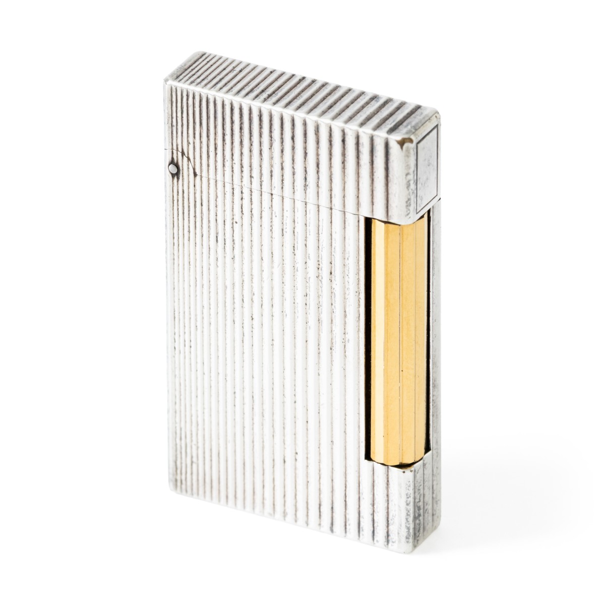 #707 | S.T. Dupont Ligne D Vertical Lines lighter silver plated | Barnebys