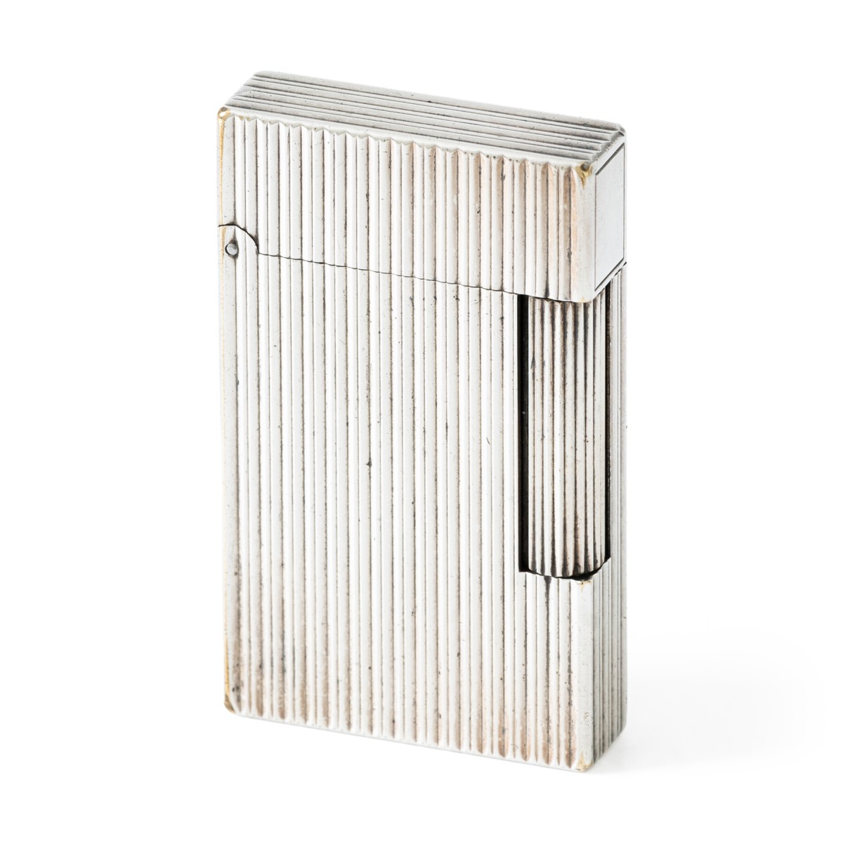 #689 | S.T. Dupont Ligne 1 Vertical Lines lighter, silver-plated | Barnebys
