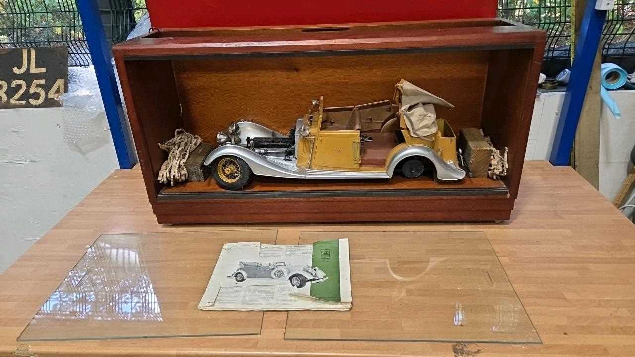 SCALE MODEL OF A 1934 ROLLS ROYCE TORPEDO IN DISPLAY CASE | Barnebys