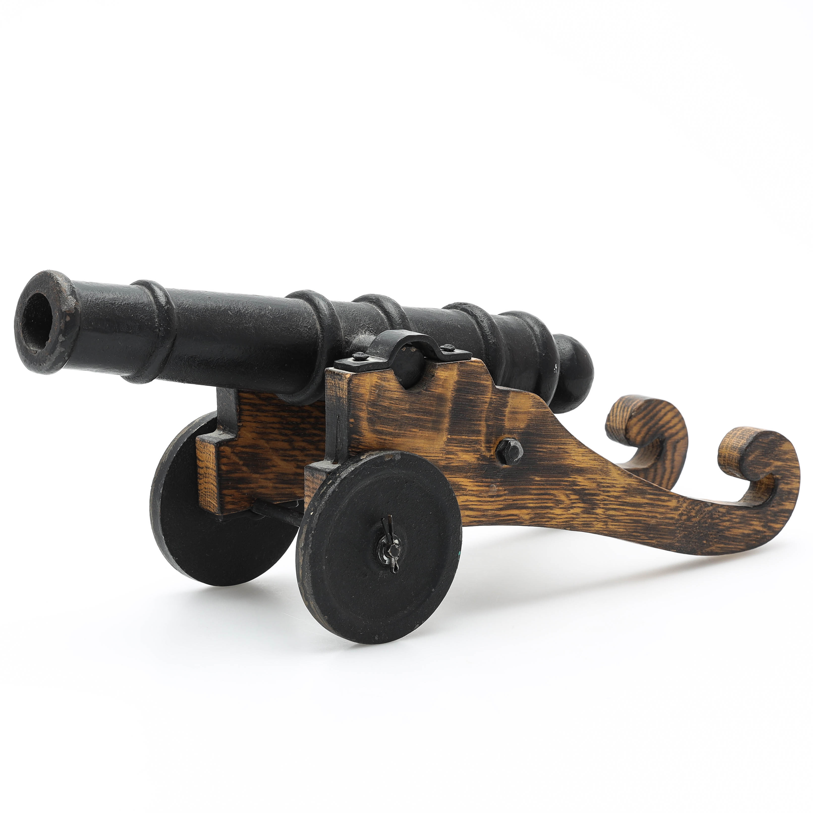 BORDSKANON, gjutjärn, trä stativ, Brevens Bruk. | Barnebys