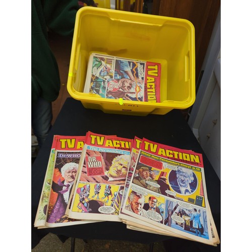 Box of TV Action and Countdown magazines from the 1970's tog... | Barnebys