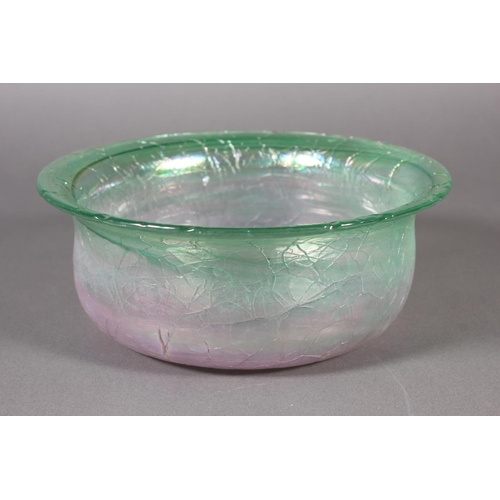 John Ditchfield of Glasform Ltd, a studio art glass bowl, th... | Barnebys