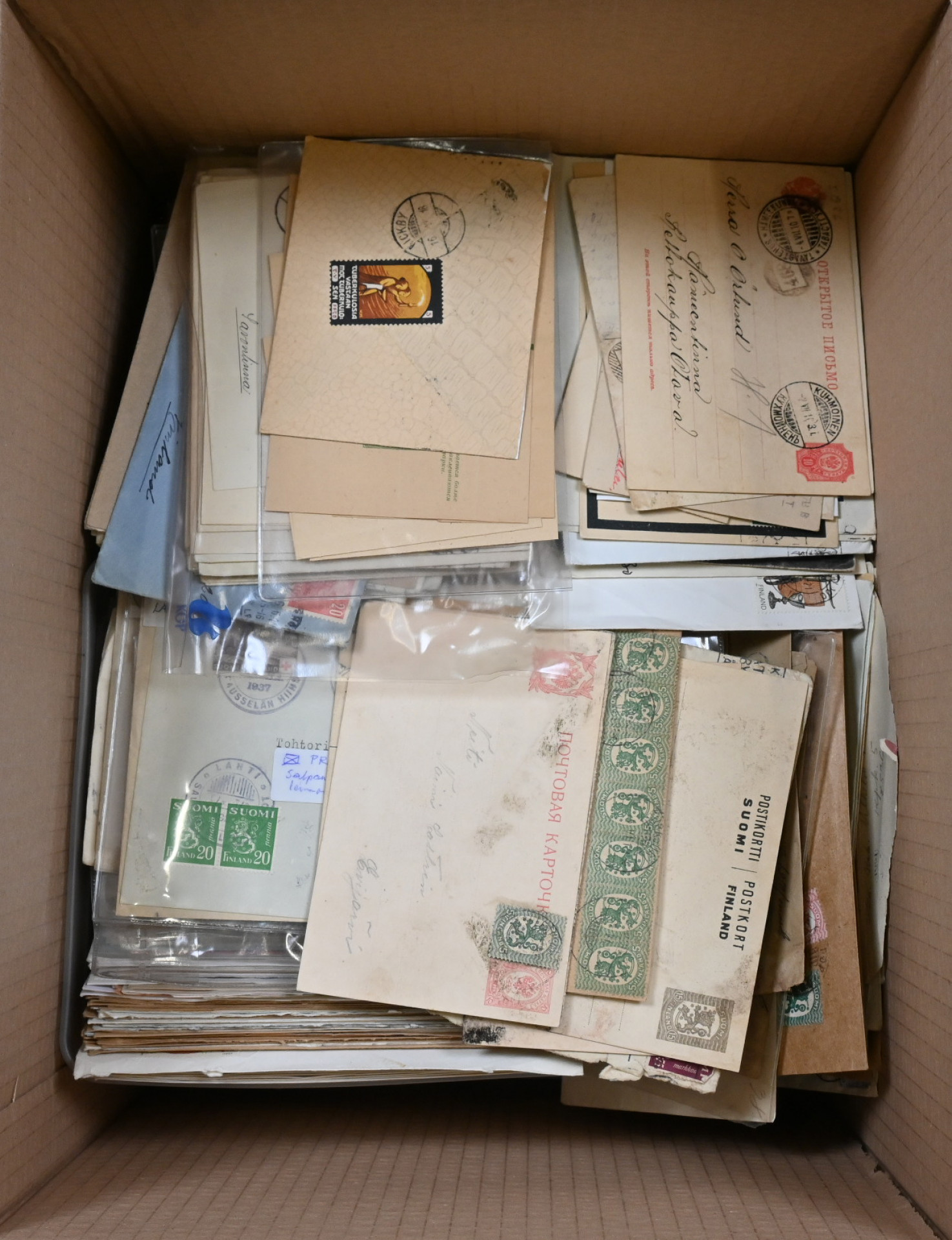 Postal items from Finland and other countries over 5 KG, material ...