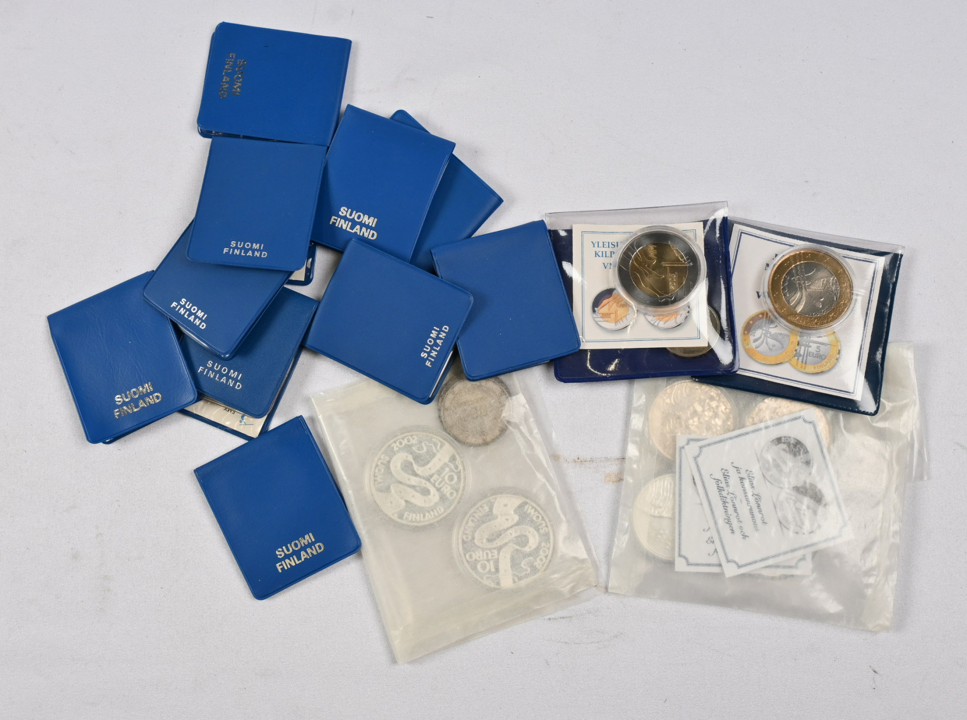 1952 onwards small selection of commemorative coins, 20 pieces ...