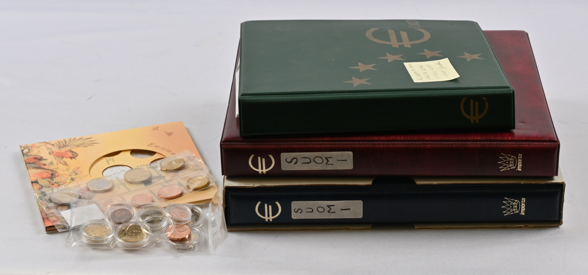 Euro collection in three albums and some loose sets etc. | Barnebys