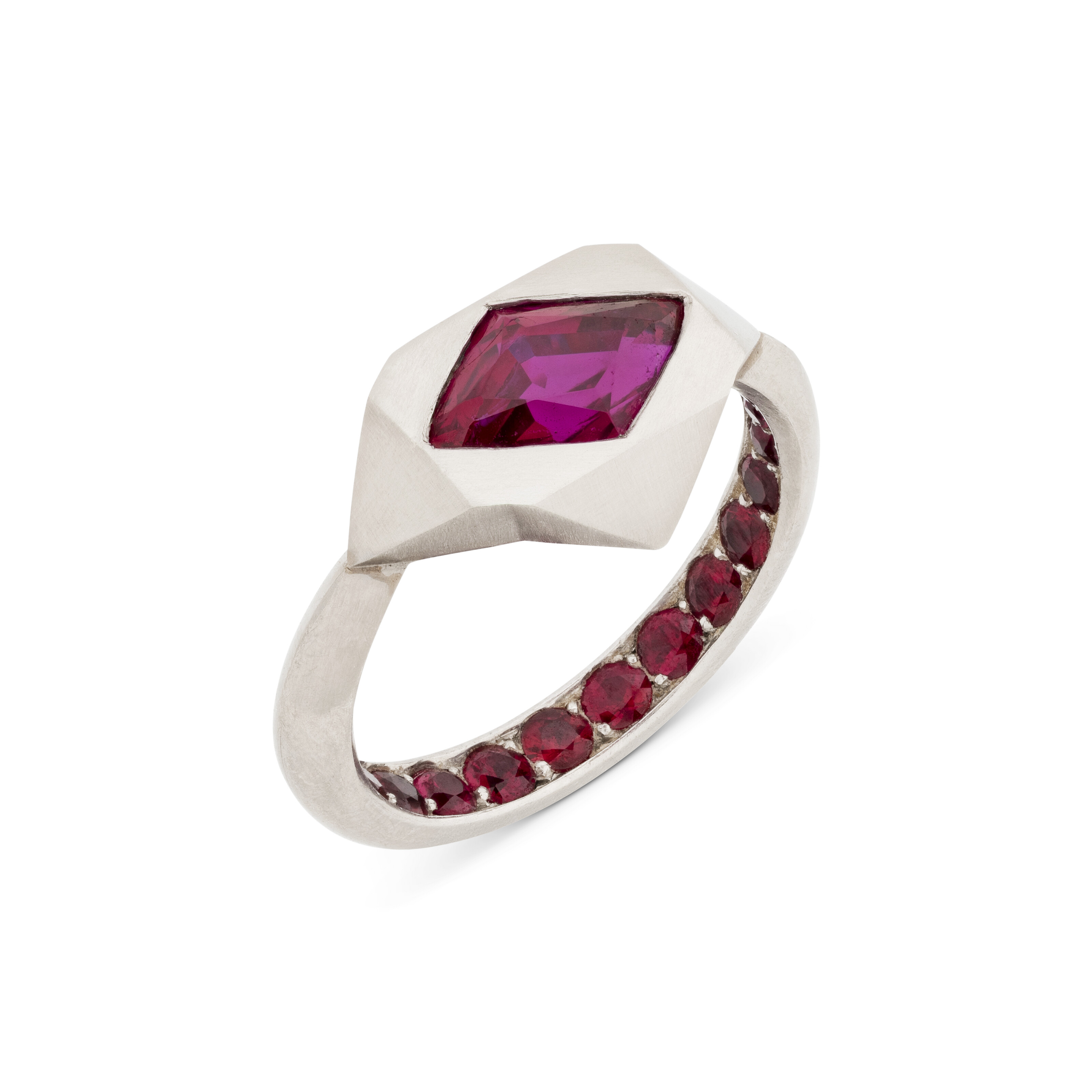 SABBA RUBY RING | Barnebys