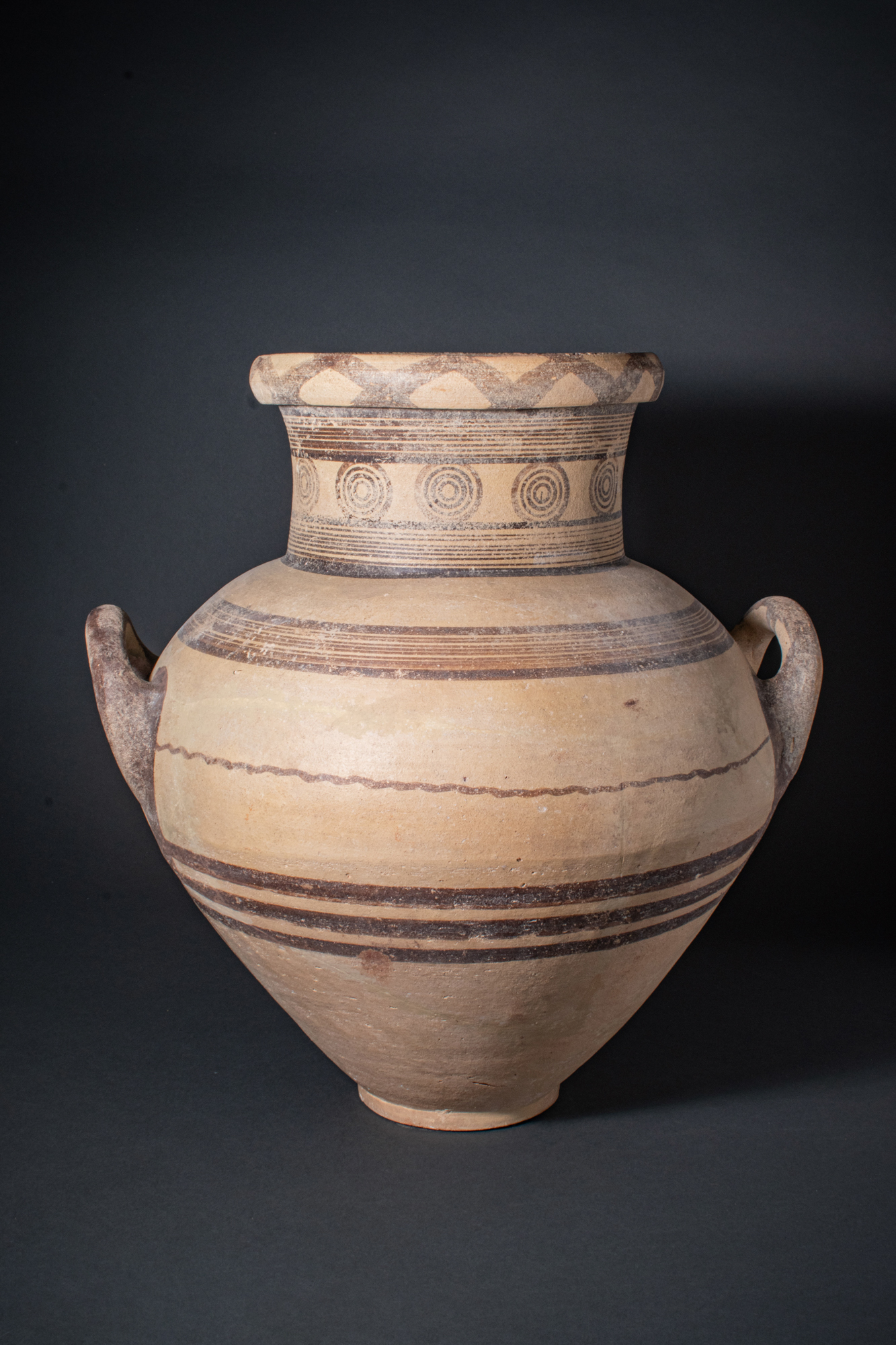 LARGE CYPRIOT POTTERY AMPHORA - EX CHRISTIE'S | Barnebys