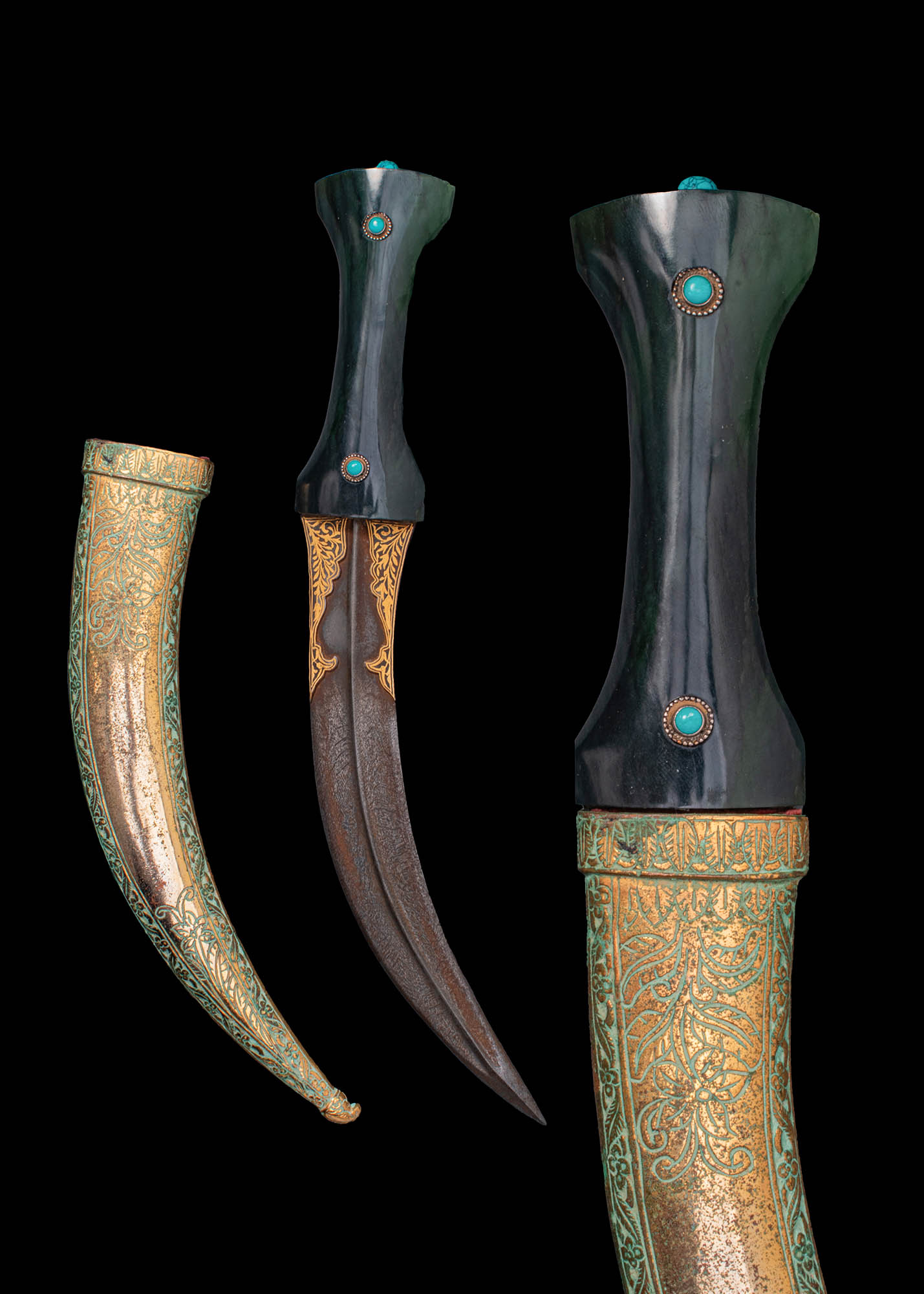 MUGHAL DAGGER WITH JADE HANDLE AND ENGRAVED SCABBARD | Barnebys
