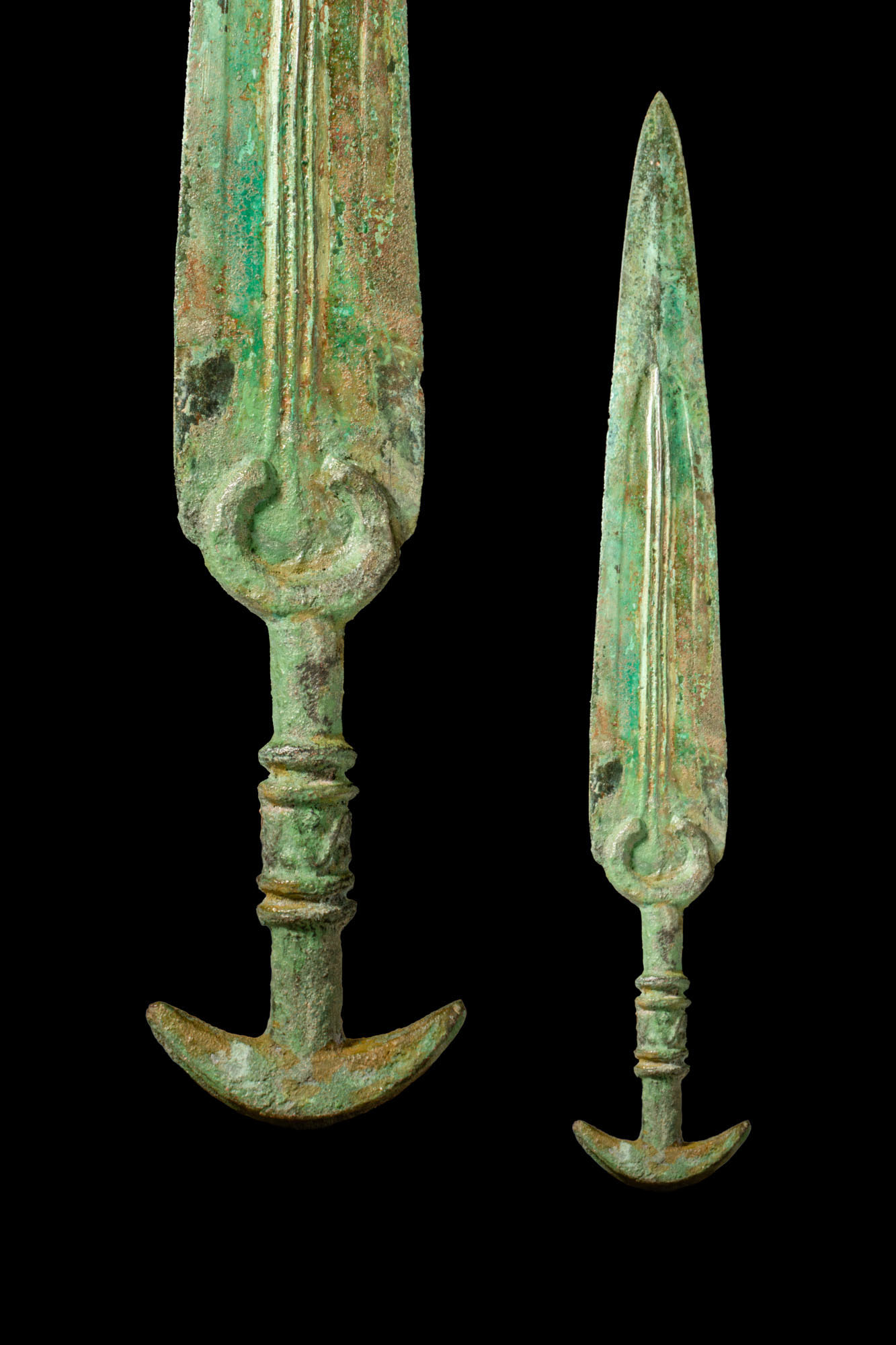 BRONZE AGE / EARLY GREEK PERIOD BRONZE SWORD WITH CRESCENT POMMEL ...