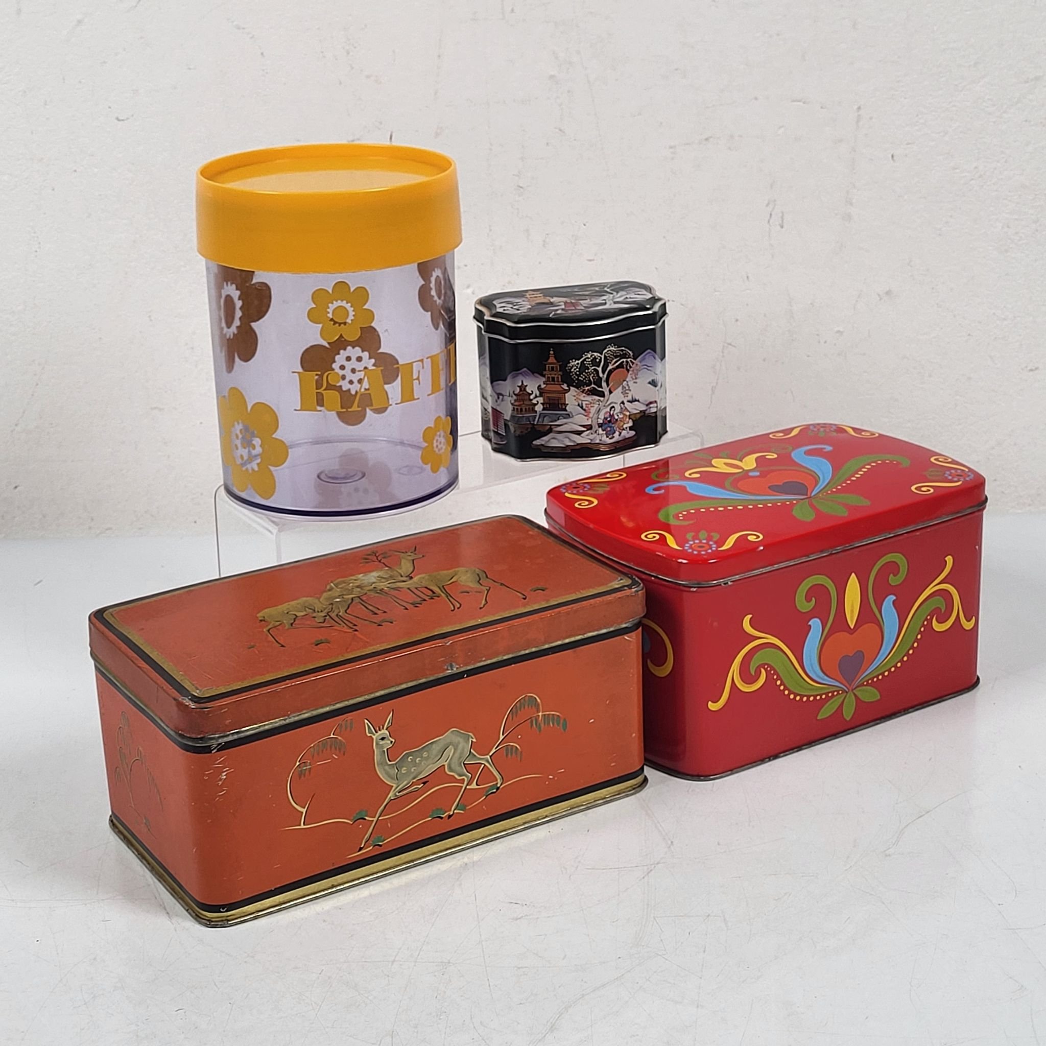 4st. Lådor i metall & plast med lock - Kaffeburk, teburk & kakburkar | Barnebys