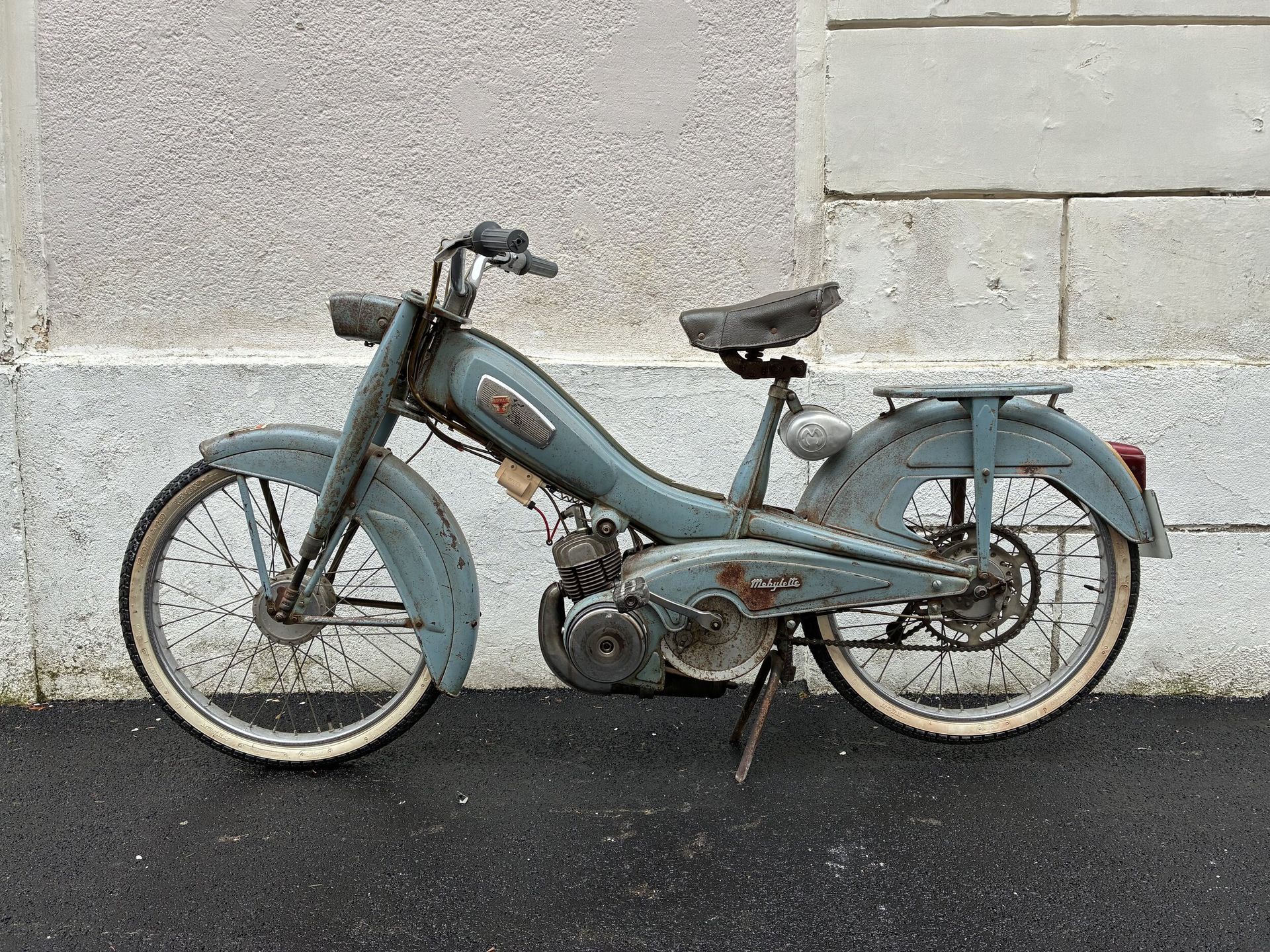 1964 MOTOBECANE Type AV 79 N° 4250614 French registration Motobécane ...