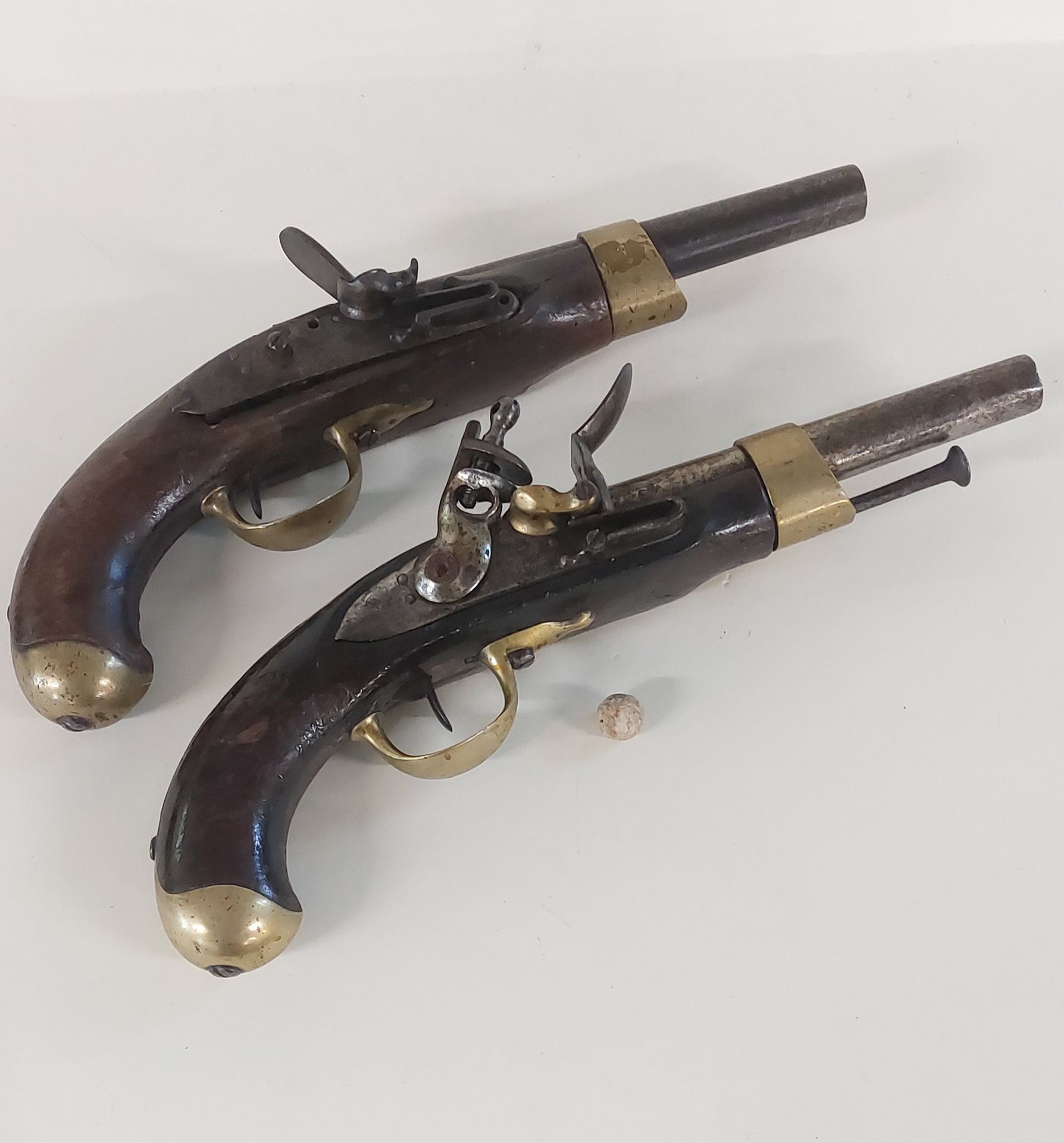 Early 19th century flintlock pistol.Lock signed "Ma I... | Arms: bids ...