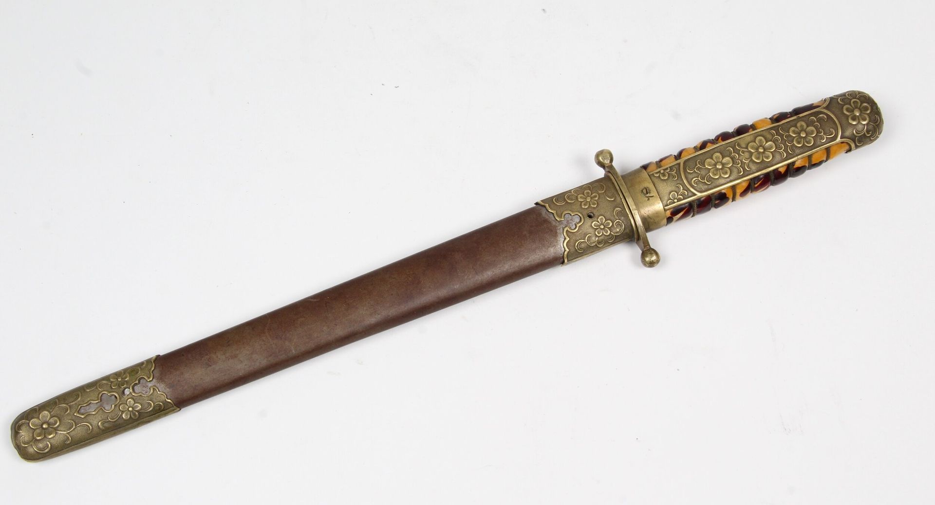 CHINA, MINGUO PERIOD, CIRCA 1930 Chinese army officer's dagger, double ...
